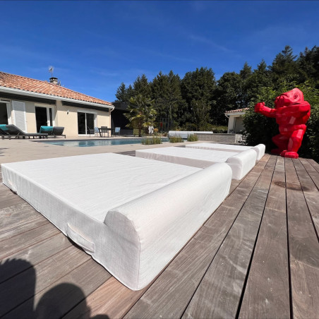 matelas de plage et piscine avec tétière intégrée